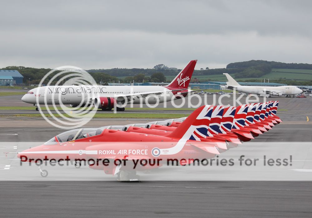 Red Arrows + USAF KC-10 Prestwick 19th June - FighterControl