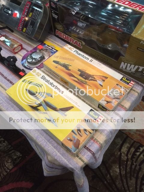 Big Reno gun show...recon pics from a free state...PIC HEAVY ...